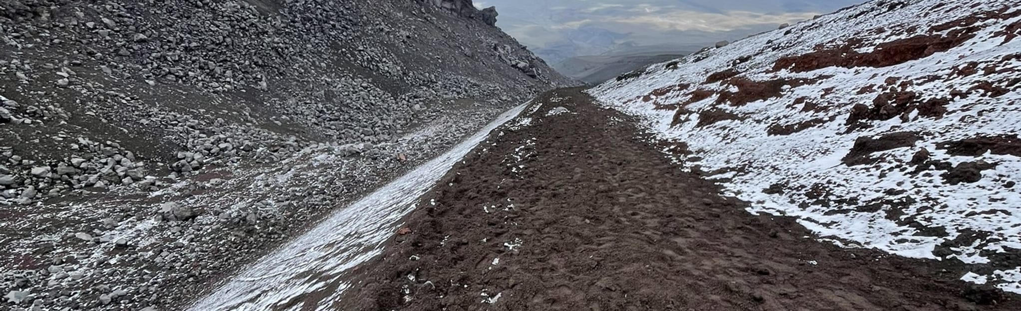 Tambopaxi - Refugio José Rivas: 11 Reviews, Map - Cotopaxi, Ecuador ...