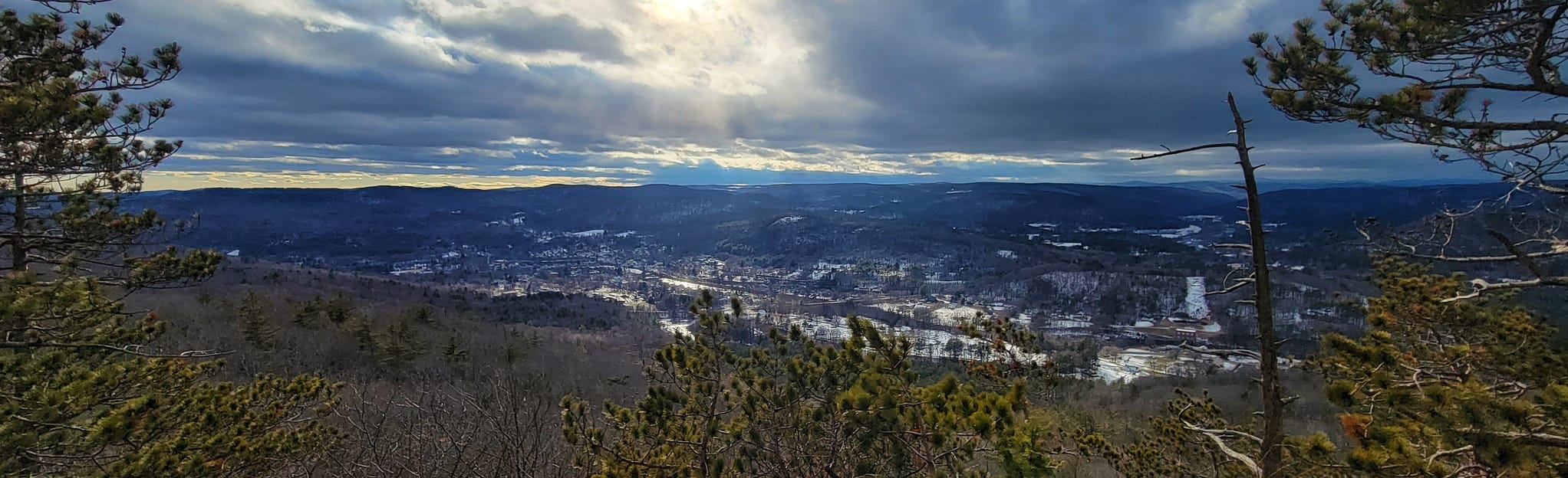 High Ledges via Dutch and Mary Barnard to Waterthrush Loop: 156 Reviews ...