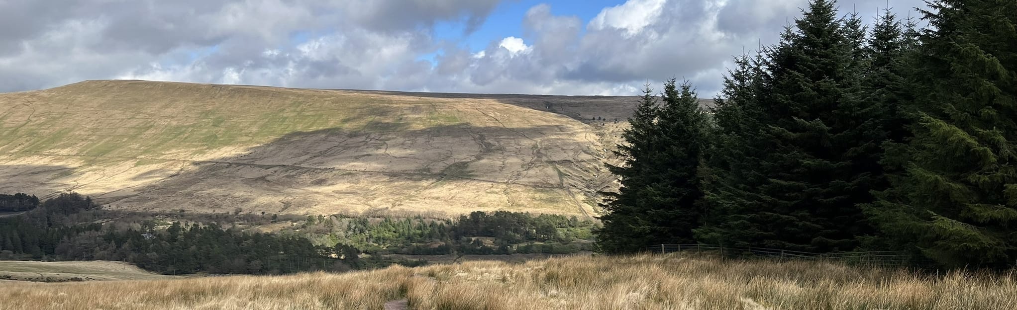 Corn Du, Pen y Fan, Cribyn, and Taf Fechan Circular: 206 Reviews, Map ...