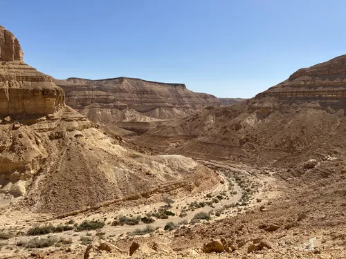 Best Hikes and Trails in Makhteshim and Ein Yahav Nature Reserve ...
