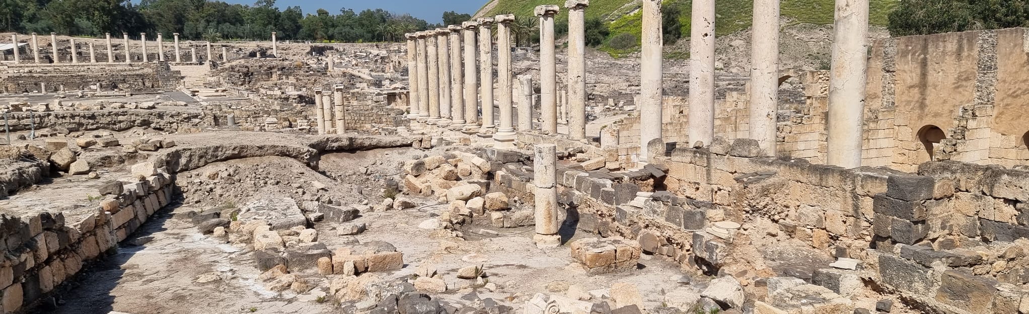 Tel Beit Shean and Harod Stream, Northern District HaZafon, Israel ...