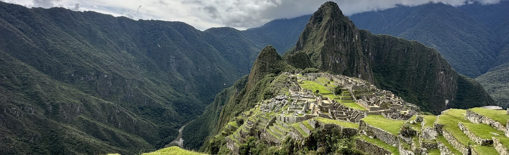Machu Picchu - Inca Bridge - Temple of the Moon - Wayna Picchu: 1.807 ...