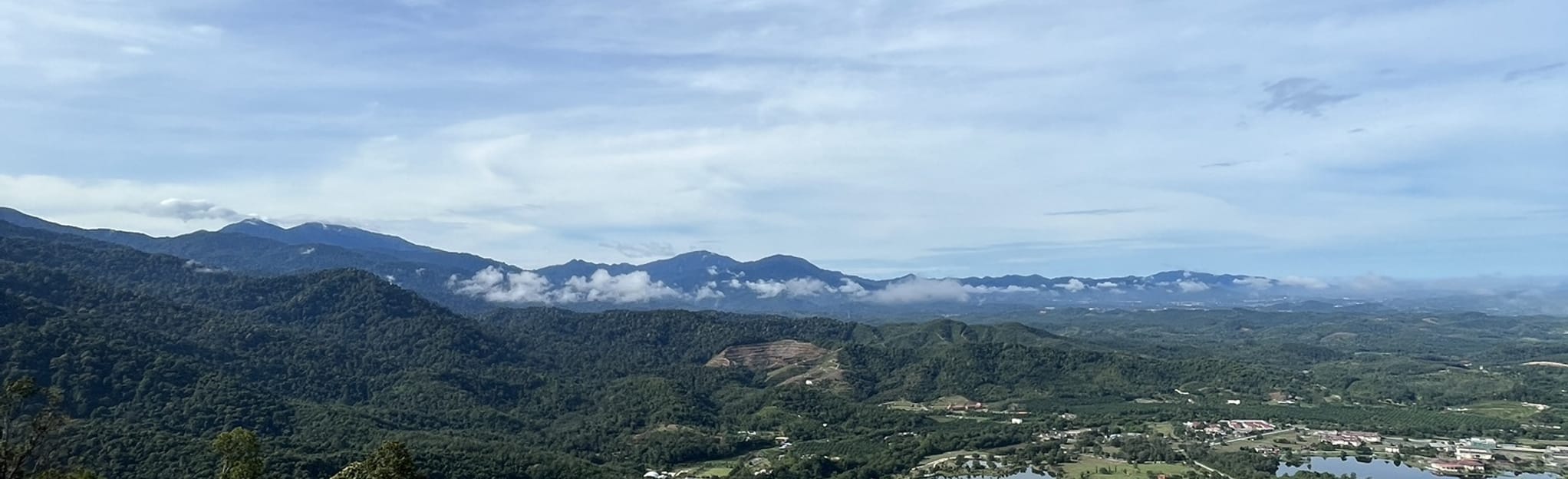 Bukit Batu Pahat via Red Trail : 49 Photos - Selangor, Malaisie | Randonnée | AllTrails