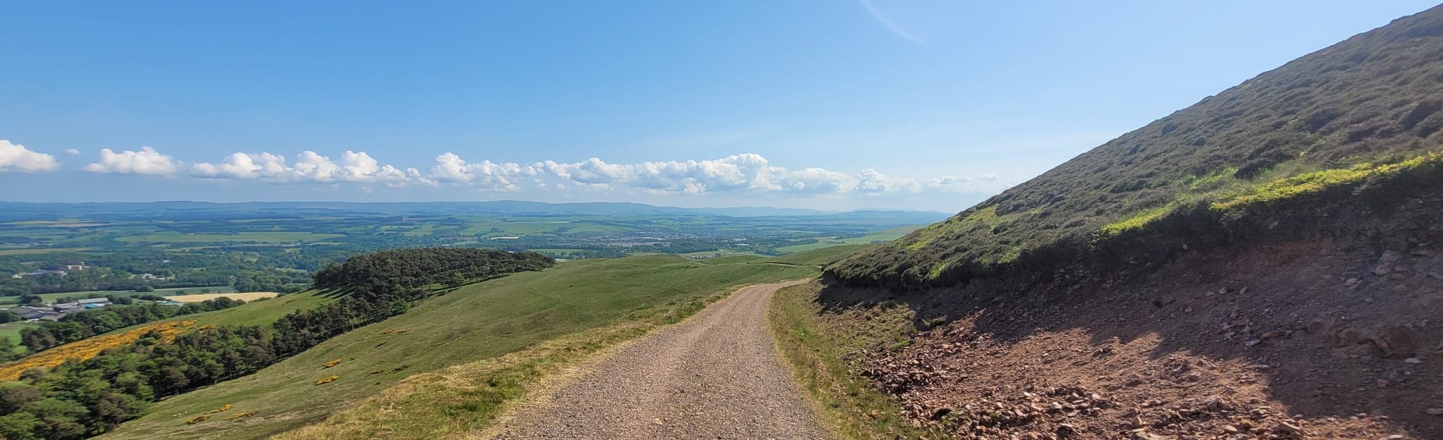 Howden Glen Path to Castelaw Fort, Edinburgh, Scotland - 13 Reviews ...