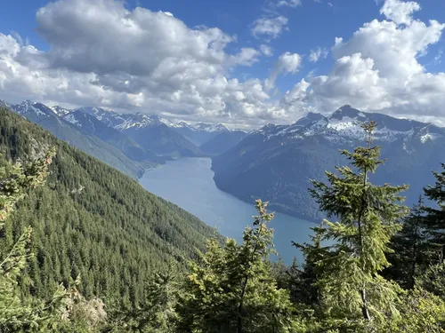 10 Best Hikes and Trails in Sx̱ótsaqel/Chilliwack Lake Provincial Park ...