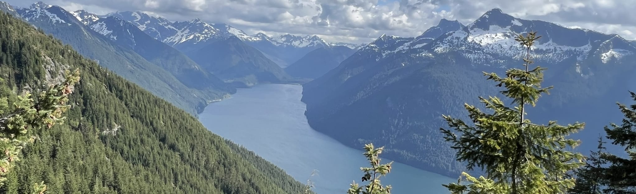 Flora Lake Trail and Lindeman-Greendrop Trail Loop: 2.274 foto's ...