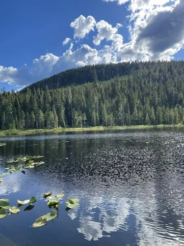Hai Lake Mount Herman Provincial Park: de beste routes om te wandelen ...
