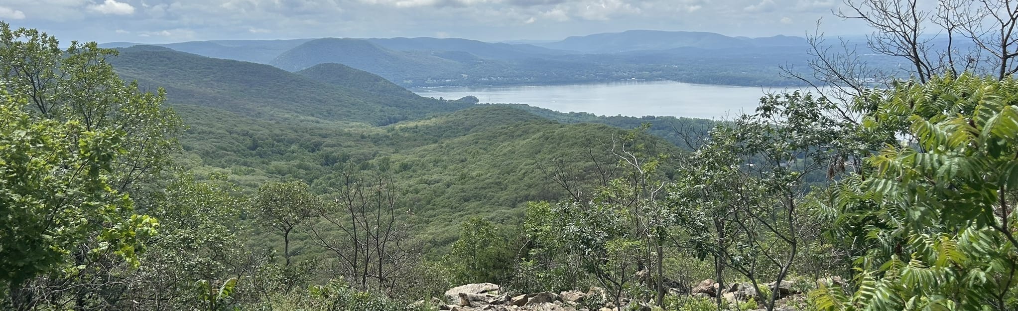 South and North Beacon Mountains via Fishkill Ridge Trail, New York ...