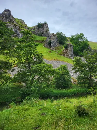 10 Best Cave Trails in Hartington | AllTrails