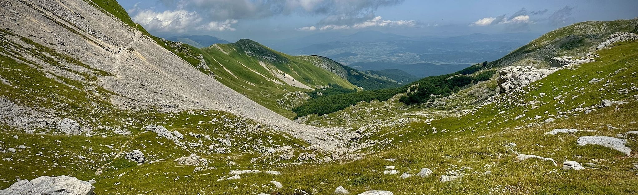 Monte la Meta - Grotta del Brigante - Monte a Mare, Molise, Italy - 2 ...