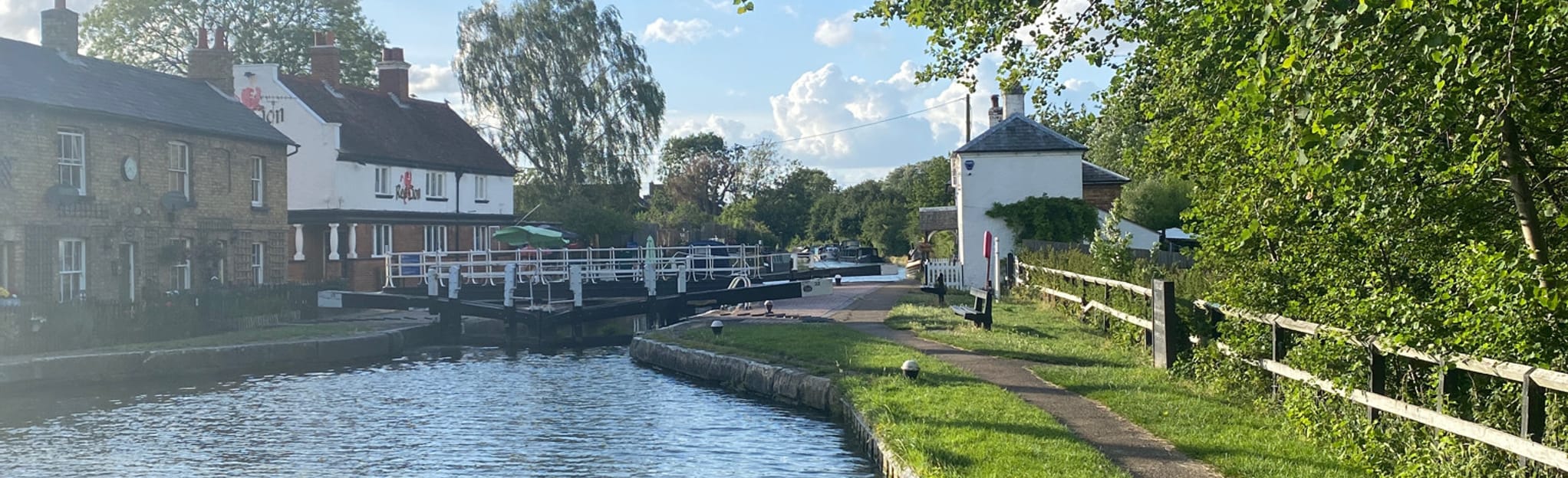 River Ouzel and Grand Union Canal Circular, Buckinghamshire, England ...