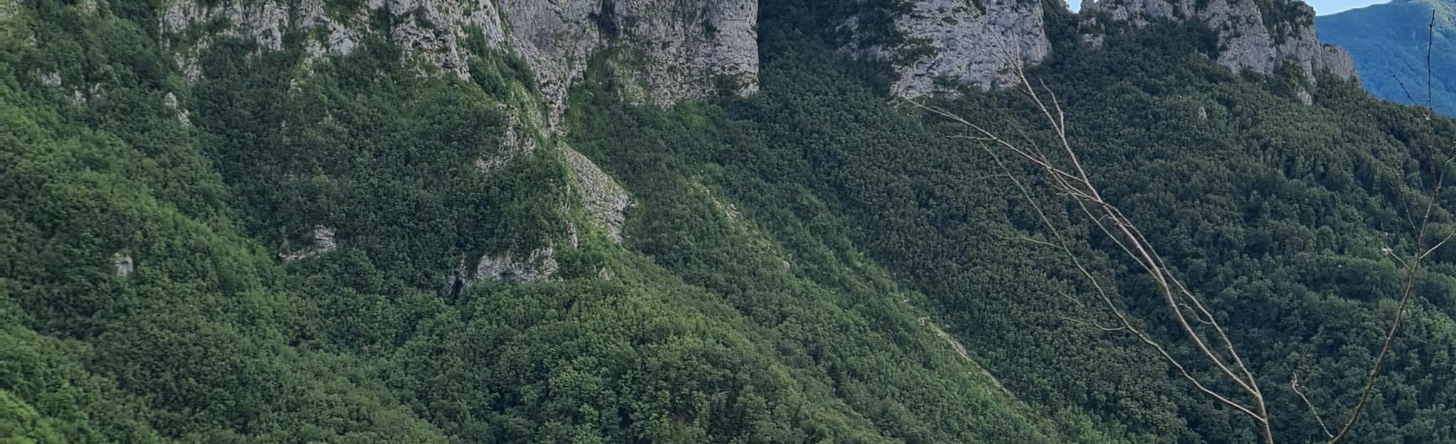 Monte Forato - Cave of Pietramolla via Stazzema, Tuscany, Italy - 74 ...