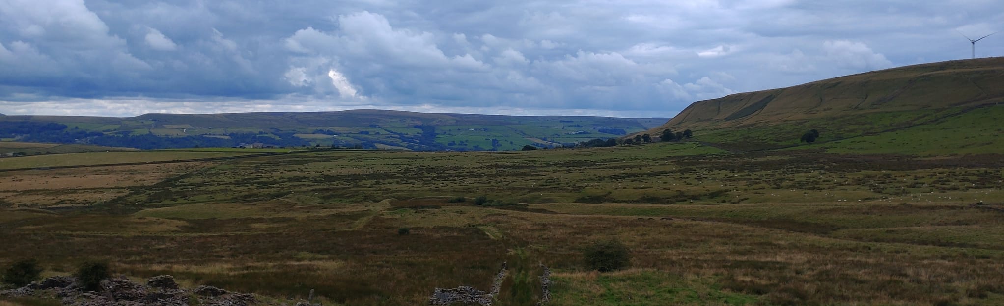 Whittle Hill and Knowl Hill Circular, Greater Manchester, England - 22 ...