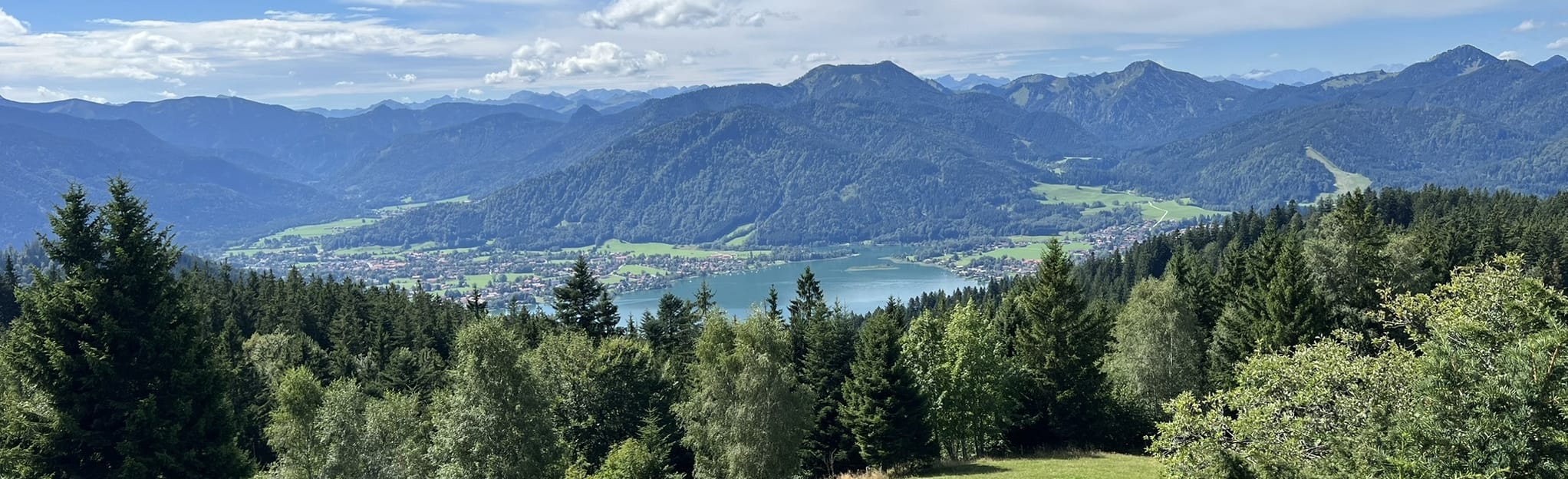 From Schliersee to Tegernsee via the Gindelalm: 289 foto's - Bavaria ...