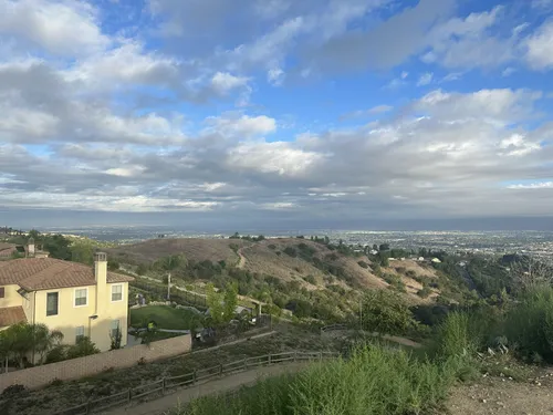 Bedste vandreture og ruter i Walnut Ranch Park | AllTrails