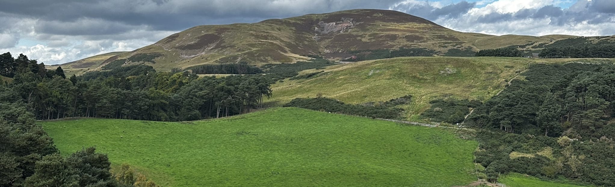 Pentland Five Peaks: Nine Mile Burn to Flotterstone, Midlothian ...