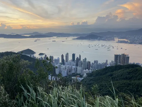 2023 Best Walking Trails in Lung Fu Shan | AllTrails
