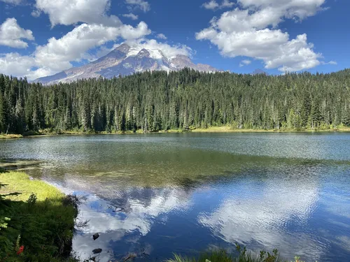 10 Best Lake Trails in Paradise | AllTrails