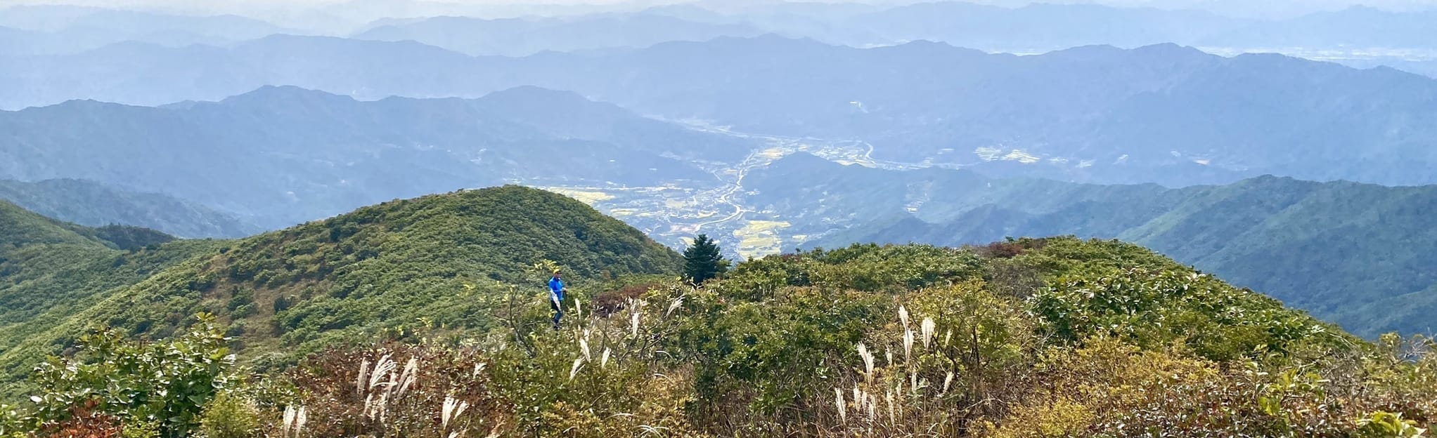 Mount Jiri Northwestern Ridge Trail: 47 fotos - Gyeongsang del Sur ...