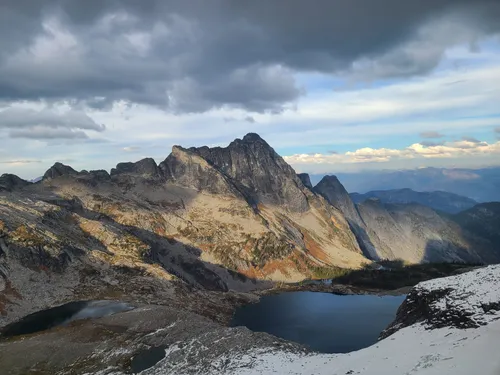 Best Backpacking Trails in Valhalla Provincial Park | AllTrails