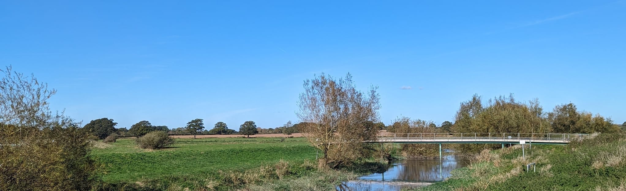 Henfield and Downs Link Circular: 85 Fotos - West Sussex, England ...