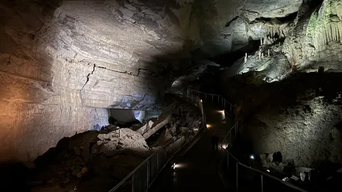 Best Hikes and Trails in Cathedral Caverns State Park | AllTrails