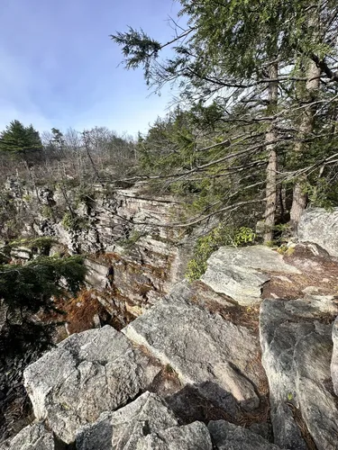 Best Hikes and Trails in Minnewaska State Park Preserve: Sam's Point ...