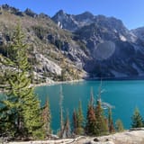 Colchuck Lake via Stuart Lake and Colchuck Lake Trail, Washington ...