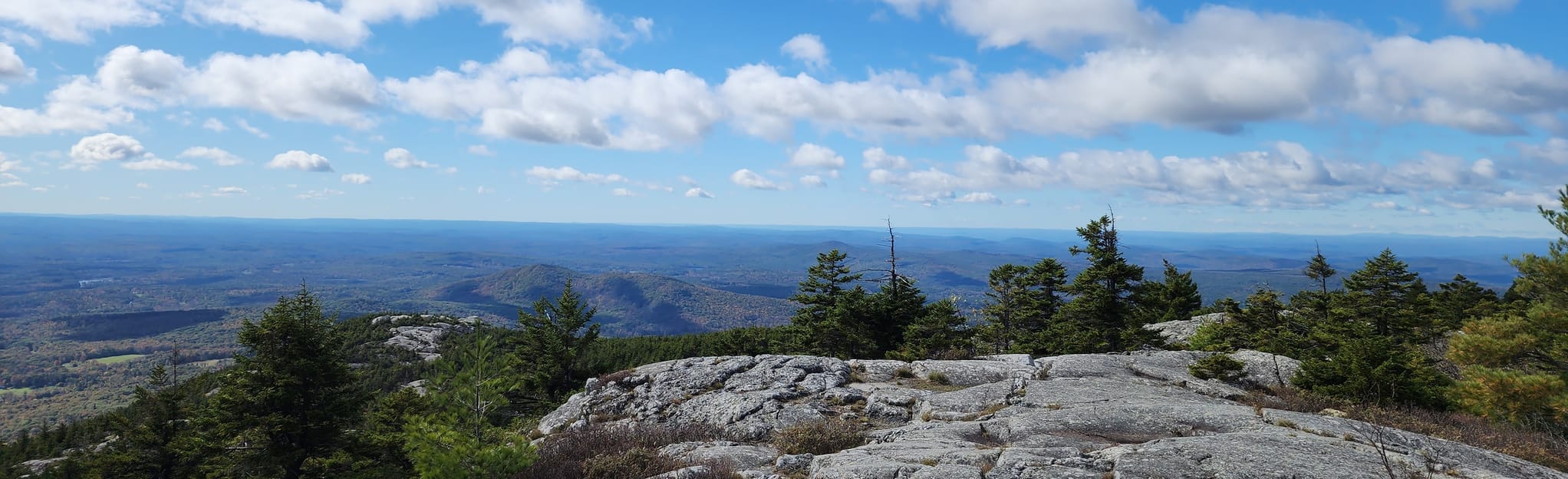 Mount Monadnock via White Dot Trail to Pumpelly Trail to Cascade Link ...
