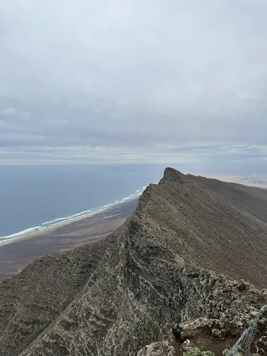 Best Trails near Pico de la Zarza | AllTrails