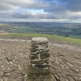Castleton, Mam Tor, and The Great Ridge Circular, Derbyshire, England ...