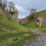 Castleton, Mam Tor, and The Great Ridge Circular, Derbyshire, England ...