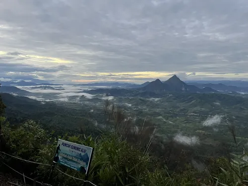 10 Best Trails and Hikes in Perak | AllTrails