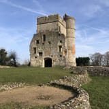 Donnington Castle and Snelsmore Common Circular, Berkshire, England ...