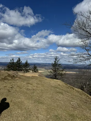 Best Hard Trails in Mount Holyoke Range State Park | AllTrails