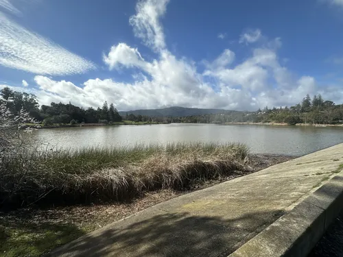 Best Wheelchair Friendly Trails in Vasona Lake County Park | AllTrails
