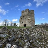 Donnington Castle and Snelsmore Common Circular, Berkshire, England ...