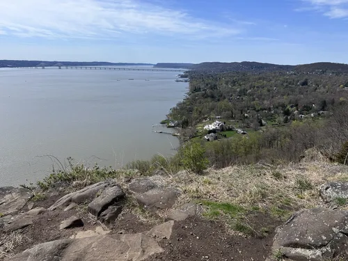 Los mejores senderos y rutas en Rockland Lake State Park | AllTrails