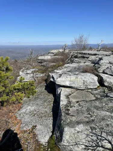 Best Lake Trails in Minnewaska State Park Preserve: Sam's Point Area ...