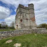Donnington Castle and Snelsmore Common Circular, Berkshire, England ...