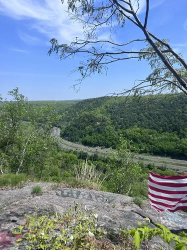 Best Waterfall Trails in Beacon Falls | AllTrails
