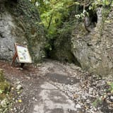 Castleton, Mam Tor, and The Great Ridge Loop, Derbyshire, England ...