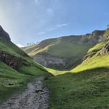 Castleton, Mam Tor, and The Great Ridge Loop, Derbyshire, England ...